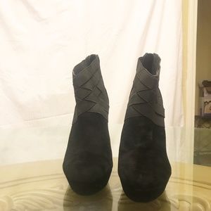 Colin Stuart | Shoes | Colin Stuart Suede Ankle Booties | Poshmark